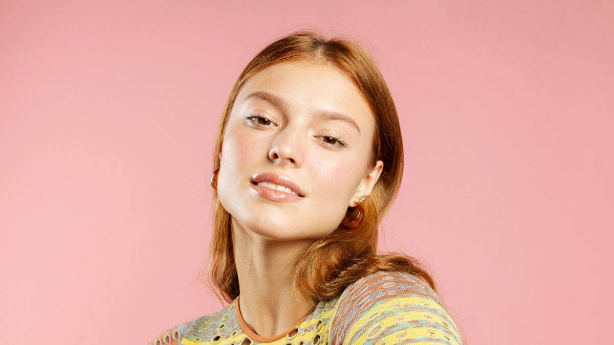 What Damages the Skin Barrier? (And How to Stop Destroying Your Skin ...